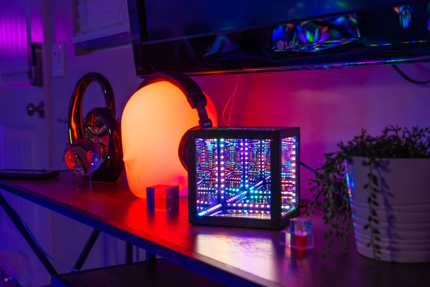HyperCube Nano - The Hyperspace Lighting Company